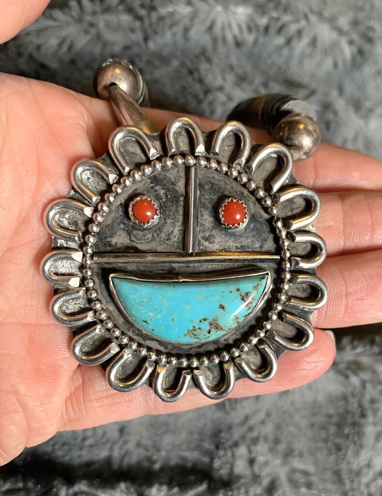 Help identifying artist and tribe - Identifying & Discovering ...