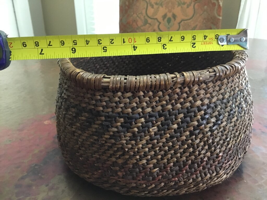 Straw Native American Basket - Appraising & Evaluating - Turquoise People