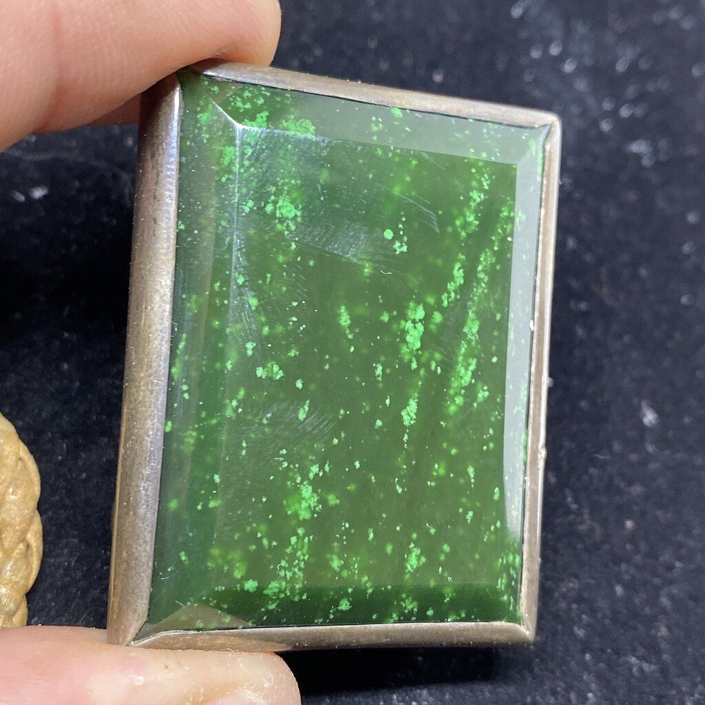Stone help! Verdite, Cloudy Green Jade? - Identifying & Discovering ...