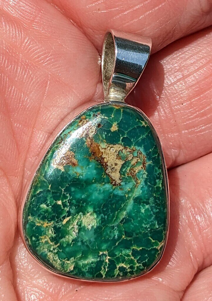 Green stone identification? - Identifying & Discovering - Turquoise People