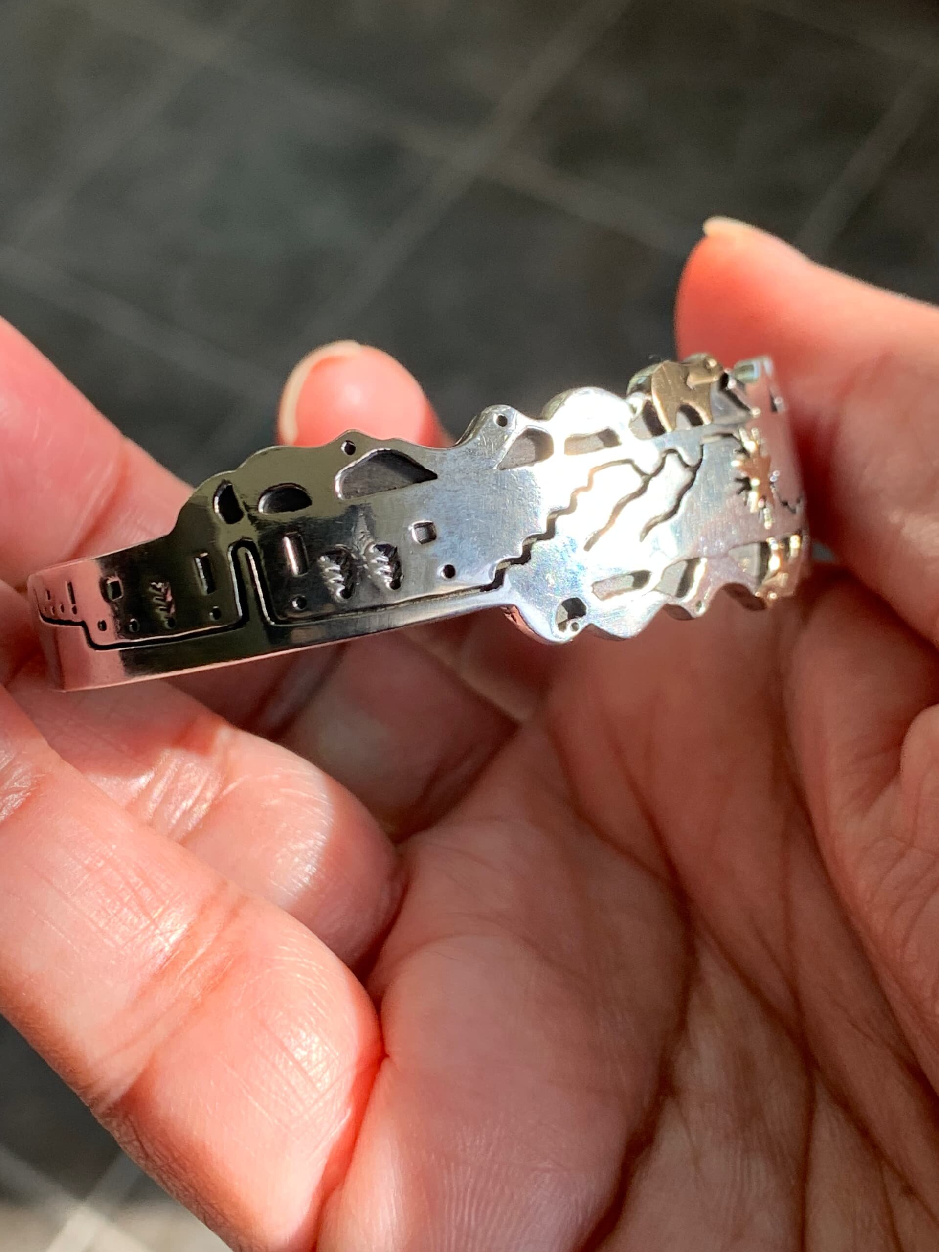 Pueblo scene cuff hallmark help needed - Identifying & Discovering ...