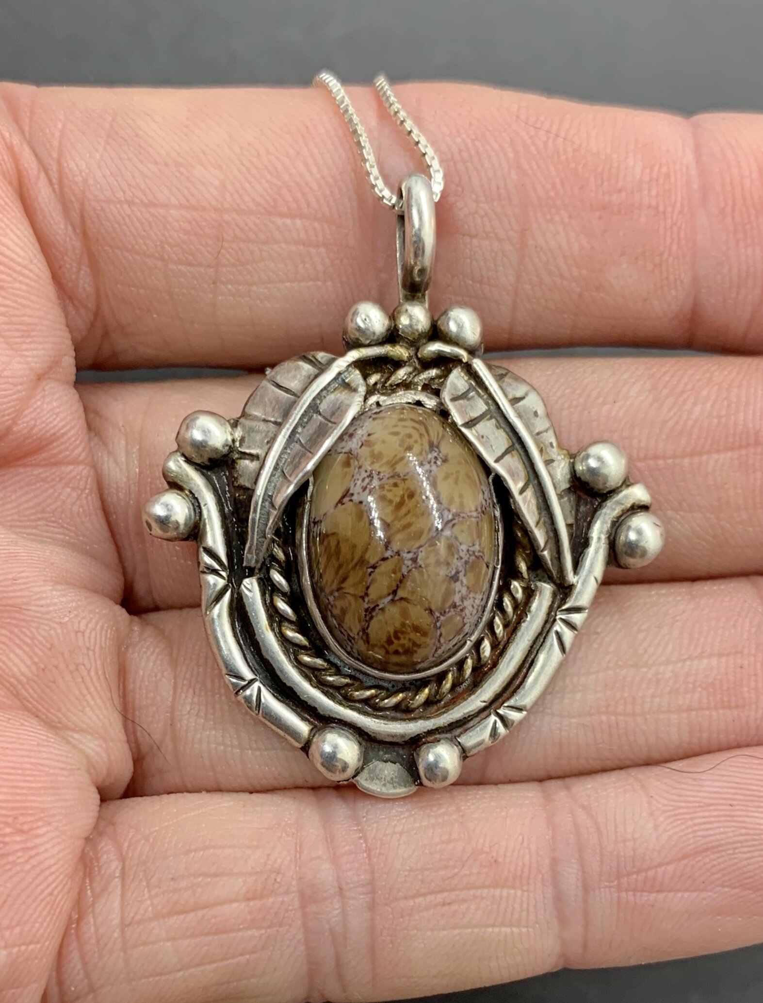 Identify Unusual Stone Identifying Discovering Turquoise People Identify Unusual Stone Identifying Discovering Turquoise People